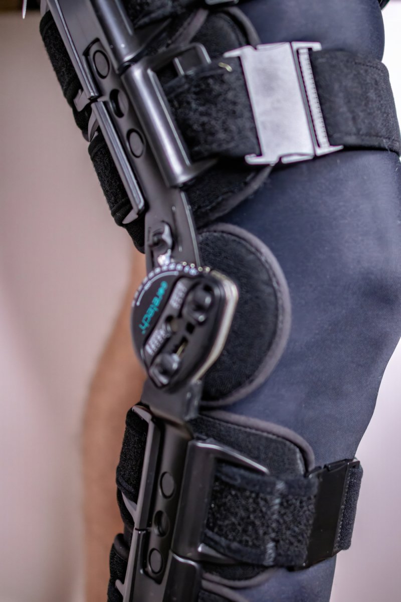 ROM Knee Brace for Injury Recovery & Support – Run Doc Wellness